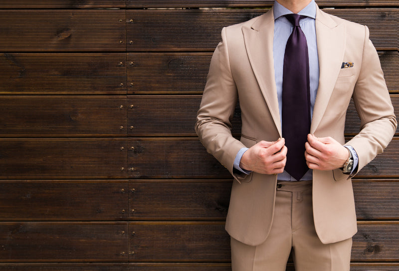 5 Coisas a Saber Sobre Como Lavar a Seco um Fato - Butler Luxury